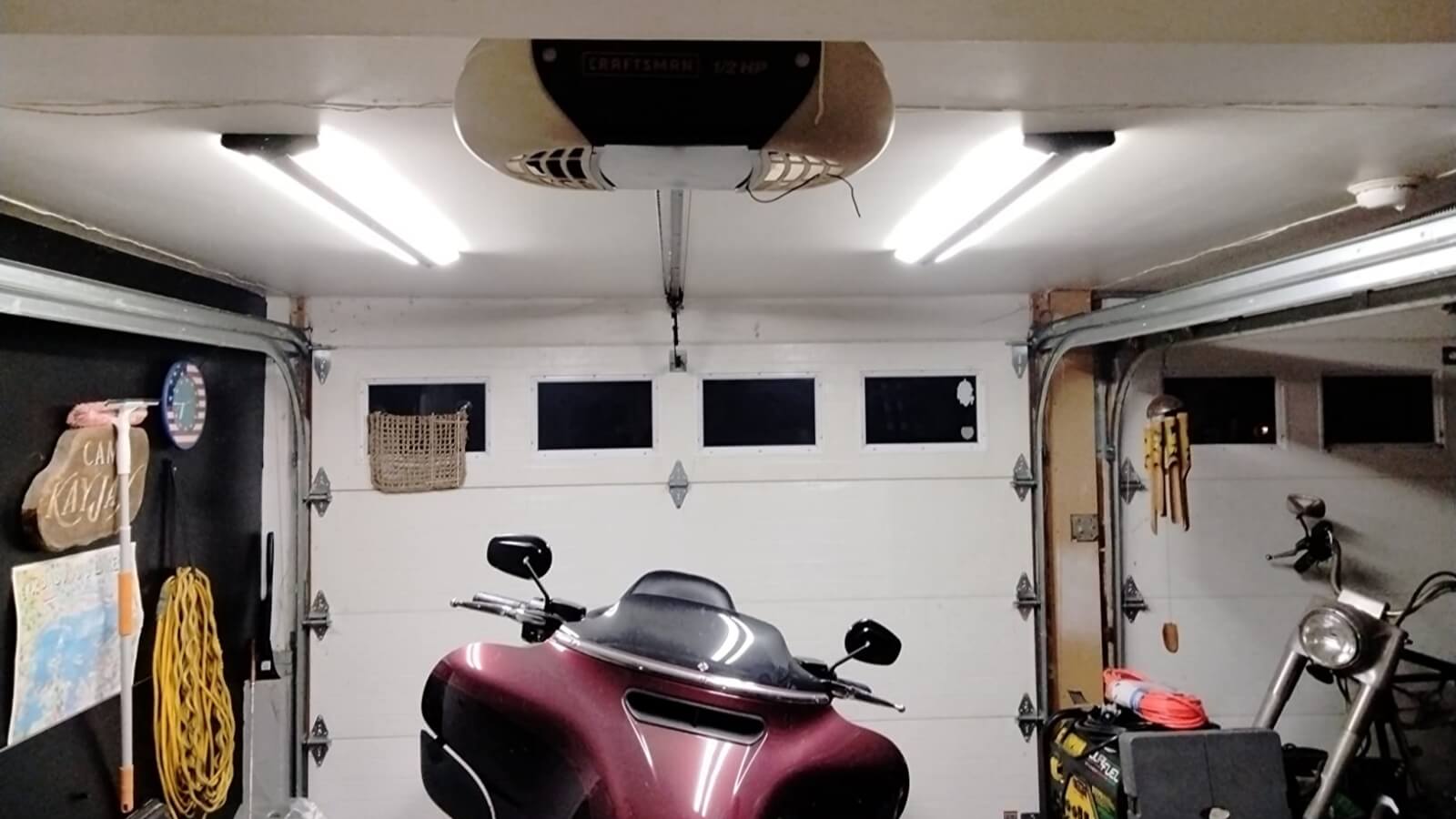 How to Buy the Right 4 Foot LED Garage Light Fixtures?